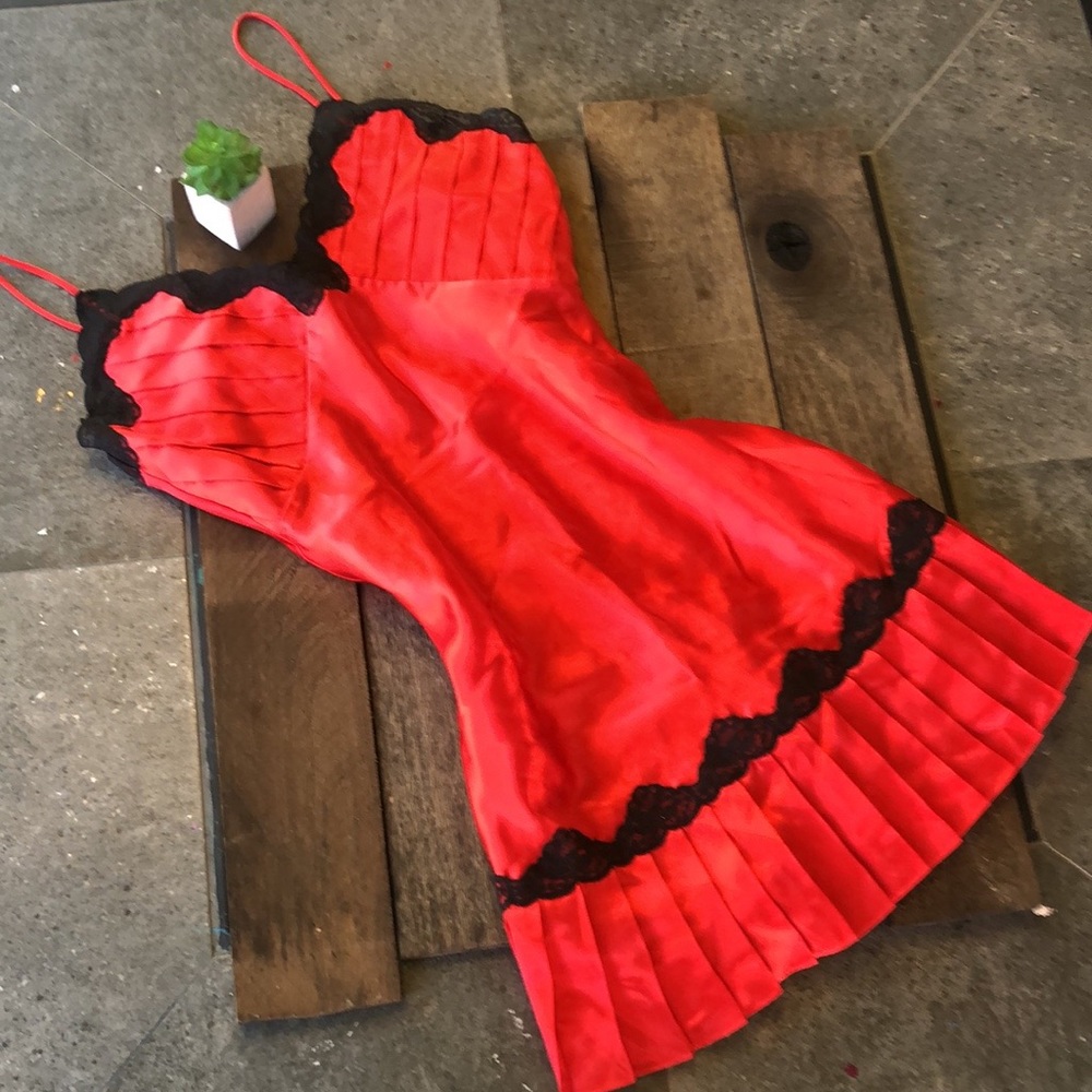 Vintage Victoria Secret Silky Night Slip - Gem